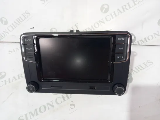 Lot 4031: RILYCAY RCD360 PRO RCD330 CAR RADIO,6RD035187B WIRELESS ...