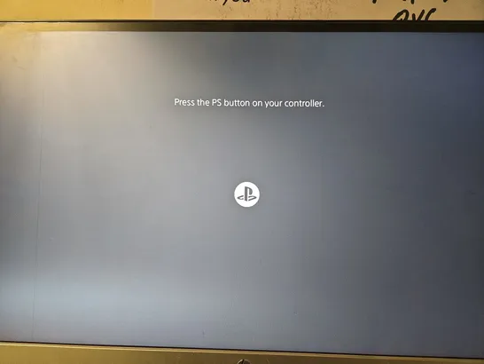 Lot 7611: SONY PLAYSTATION 5 WITH DISC TRAY IN WHITE - 5134332 | Simon ...