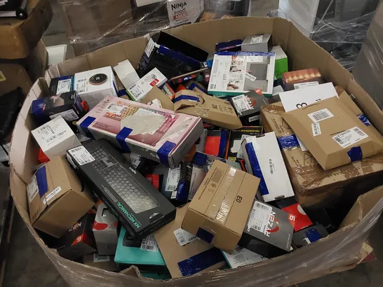 Lot 606: PALLET OF APPROXIMATELY 182 UNPROCESSED RAW RETURN HIGH VALUE ...