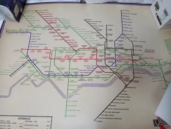 Lot 6470: BOXED ART GROUP VINTAGE 1936 LONDON UNDERGROUND MAP GRAPHIC ...