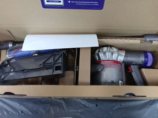 Lot 5248: BOXED DYSON V8TM ABSOLUTE VACUUM RRP £399 - 5008264 | Simon ...