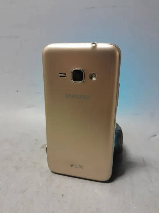 Lot 2106: SAMSUNG GALAXY G16 - 5112997 | Simon Charles Auctioneers