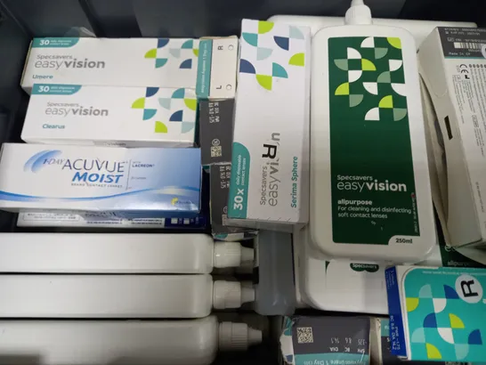 Lot 9219: BOX OF APPROX 20 ASSORTED VISION CARE ITEMS TO INCLUDE ...