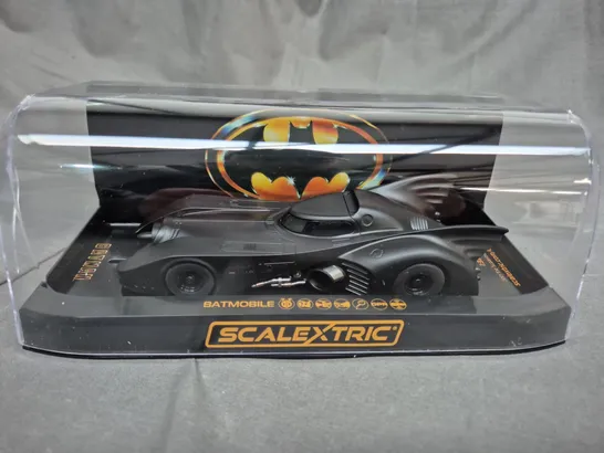 Lot 9028: BATMAN SCALEXTRIC - SCALE 1:32 - 4991966 | Simon Charles ...