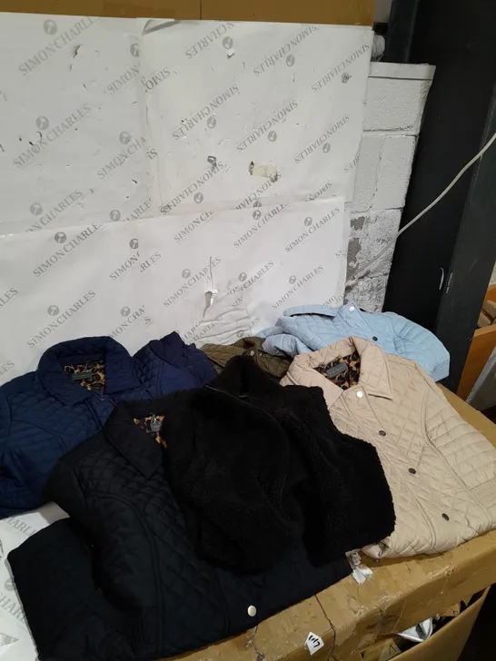 Lot 9285: BOX OF ASSORTED WOMENS CLOTHING ITEMS TO INCLUDE COATS AND ...