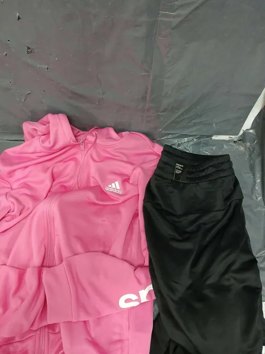 Lot 3618: ADIDAS WOMENS LINEAR TRACKSUIT IN PINK/BLACK - XL - 5019406 ...