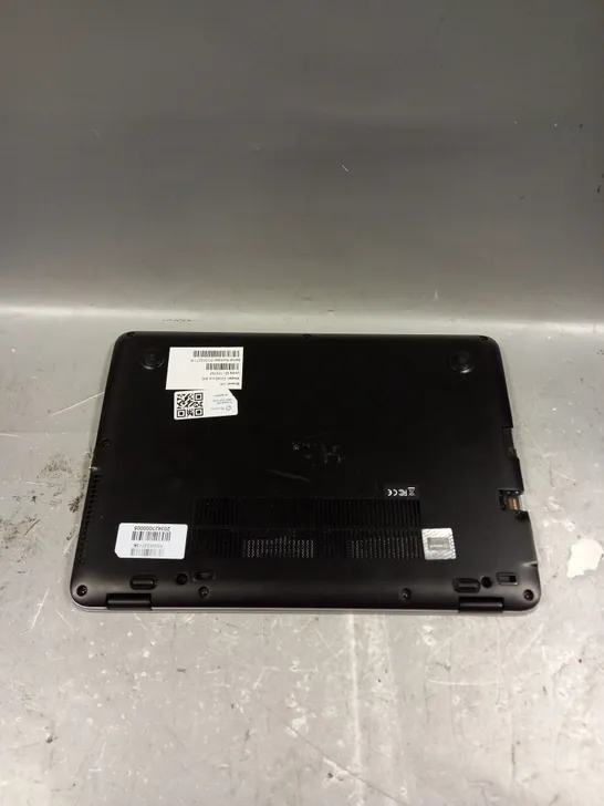 Lot 5302: HP ELITEBOOK 840 LAPTOP IN SILVER - 4934086 | Simon Charles ...